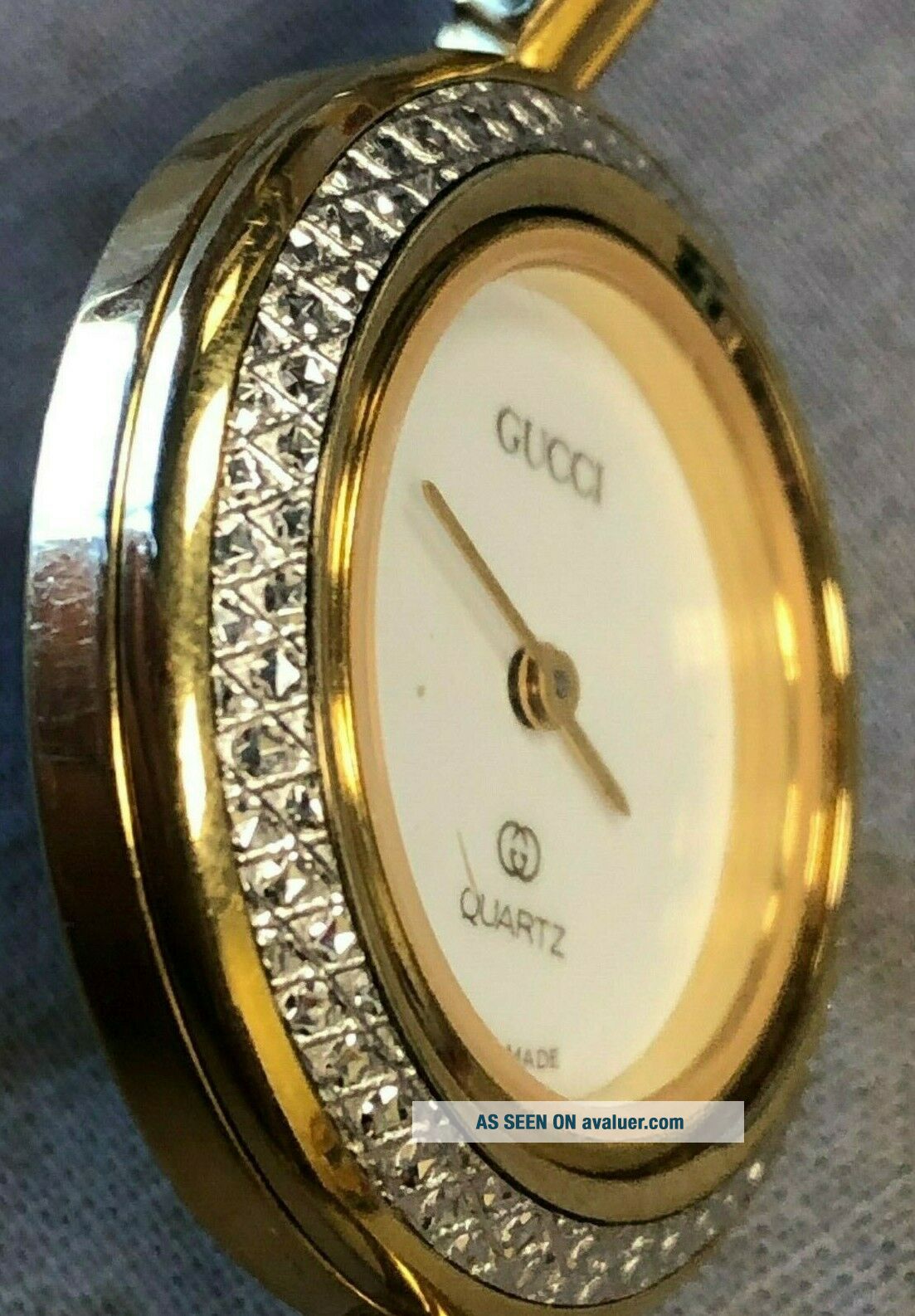 Gucci Quartz Watch W/ 12 Interchangeable Bezels & Box | #12485292