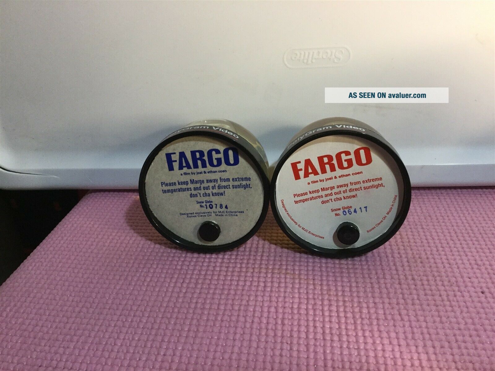 Fargo Movie Snow Globe 3” Tall Car Crash Scene And Woodchipper, Box ...