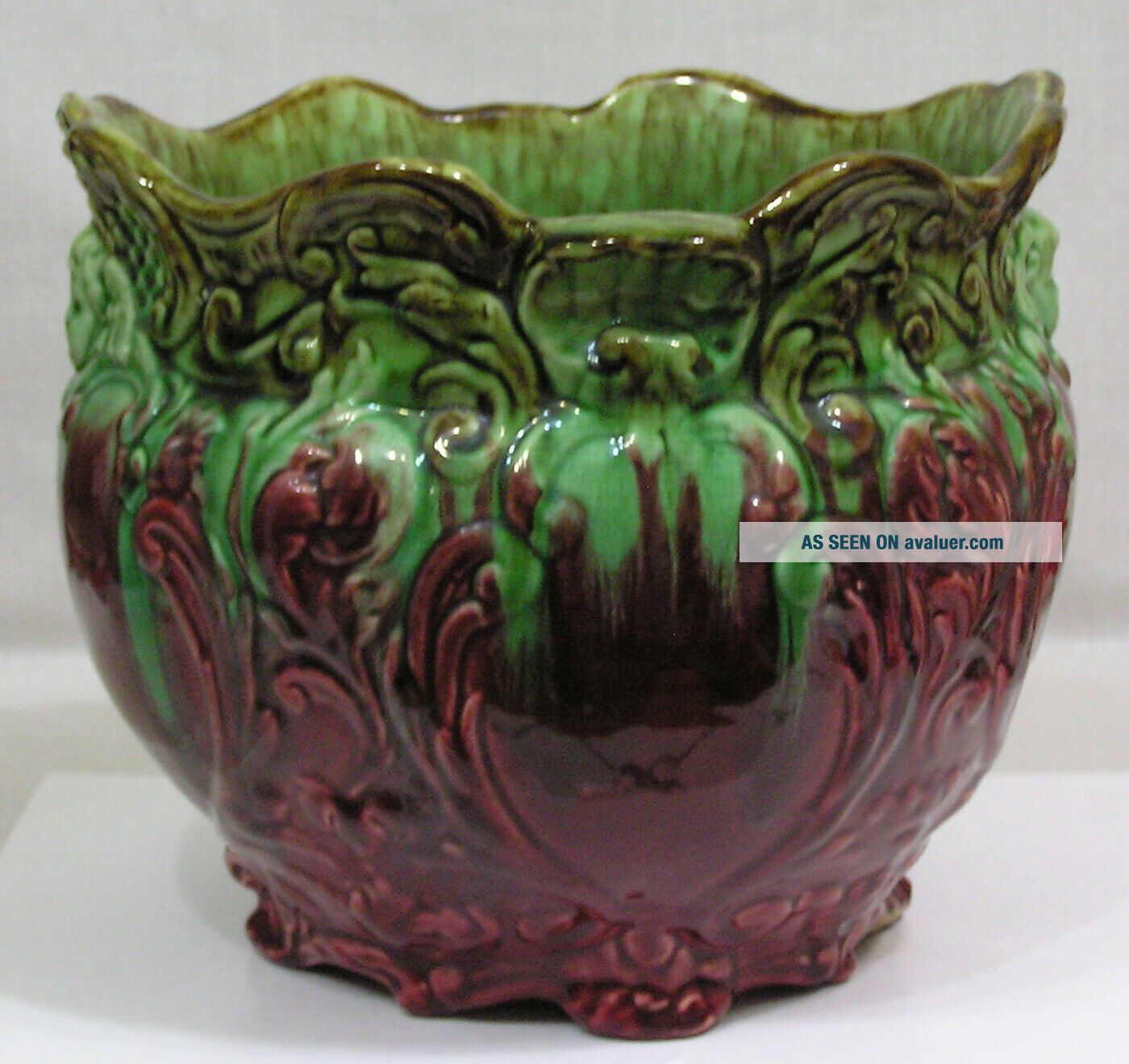 Vtg Art Pottery Jardiniere Embossed Angel Faces And Scrolling Red Green ...