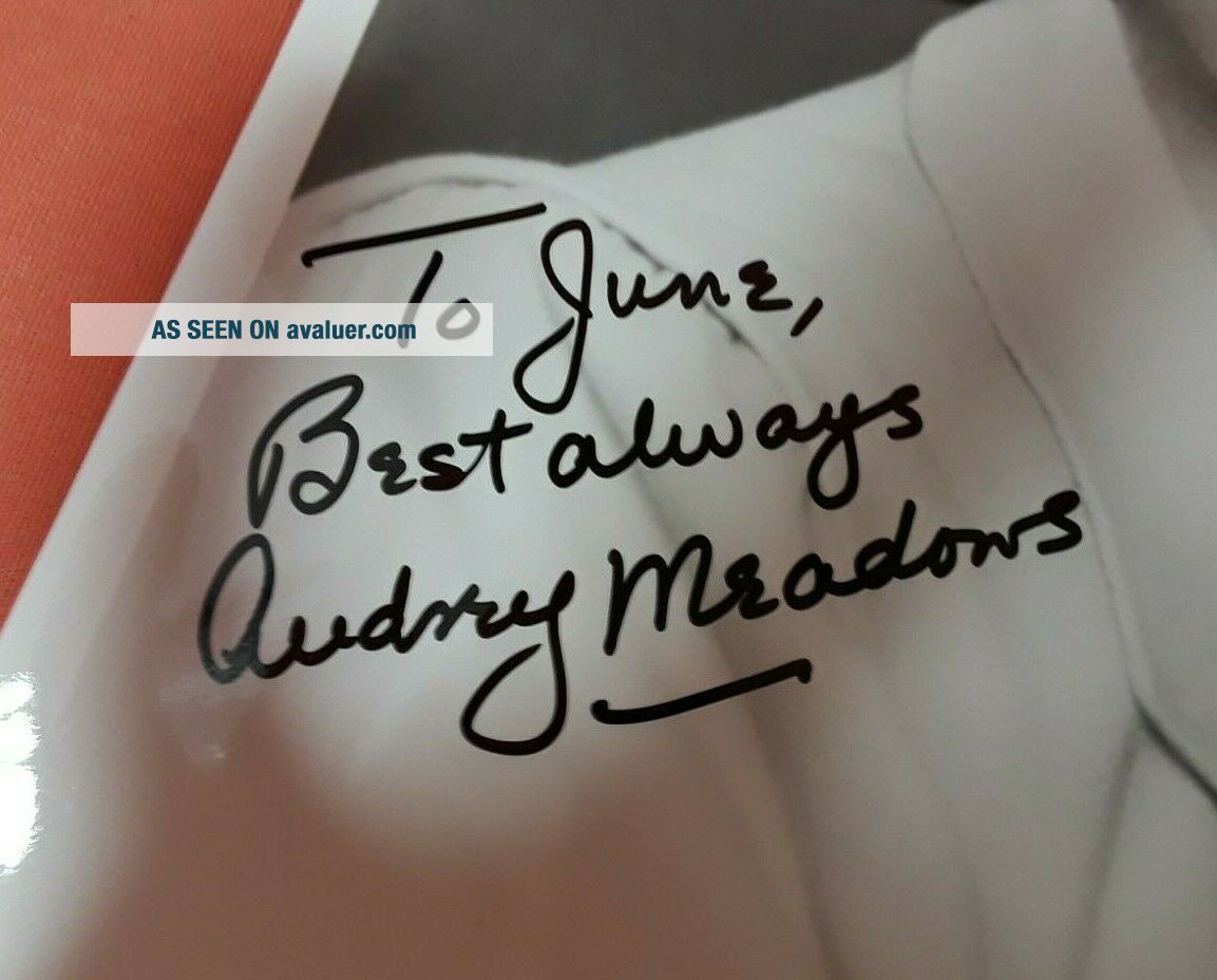 Vintage Hand Signed B&W Photo Of Audrey Meadows The Honeymooners ...