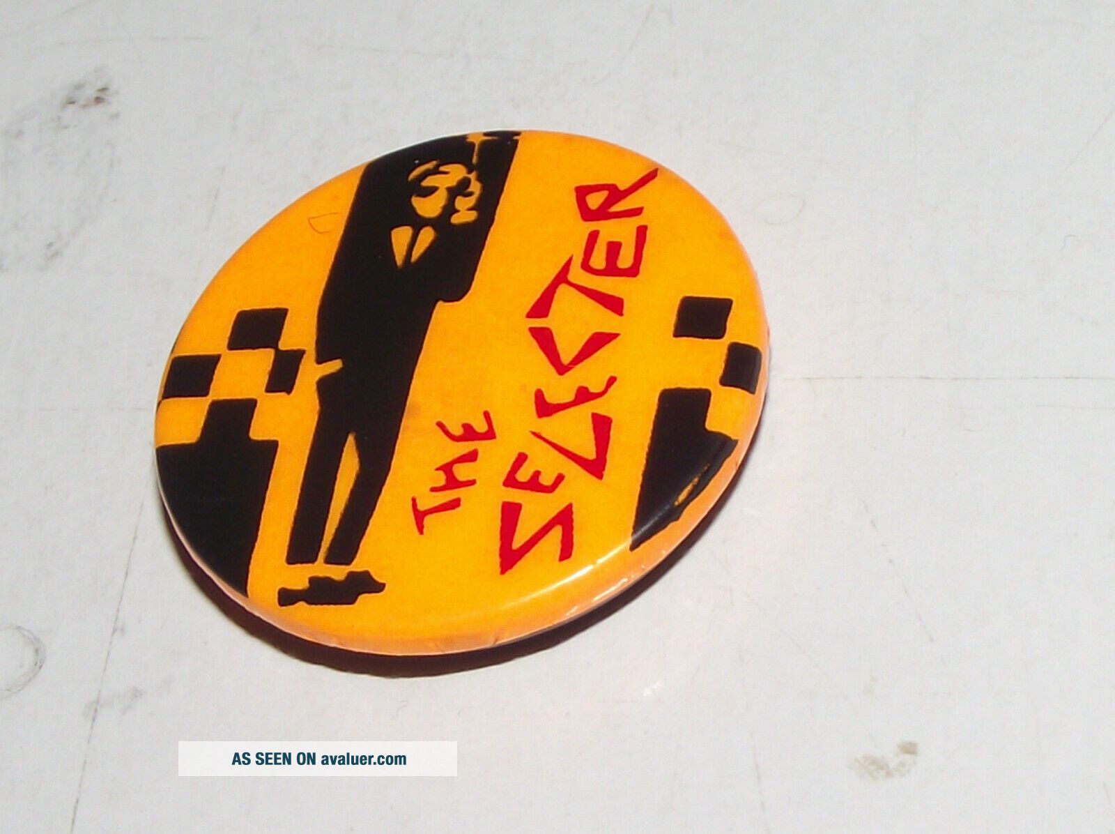 BADGE PIN THE SELECTER SKA REGGAE TWO TONE ON MY RADIO MUSIC BUTTON OLD ...