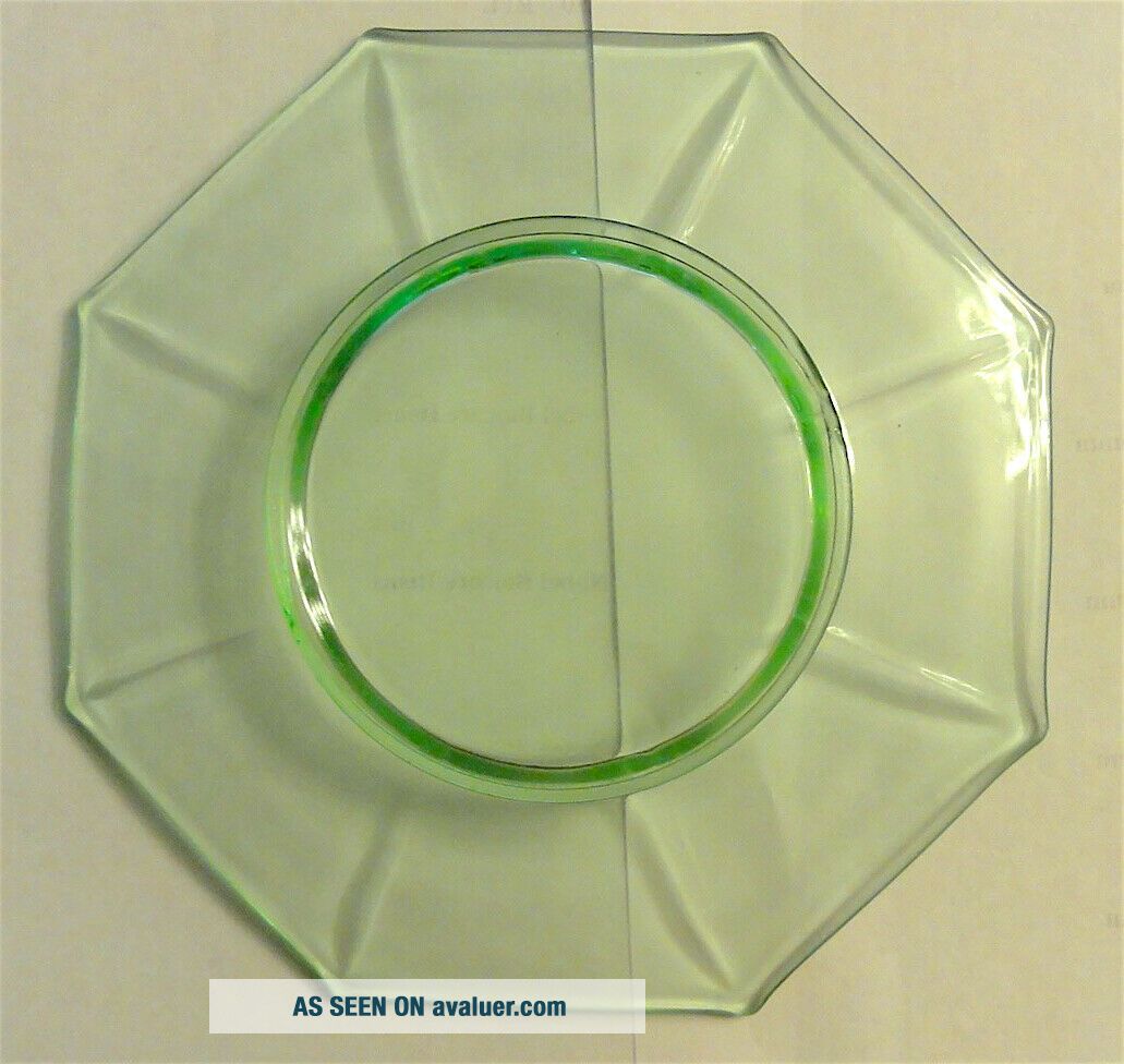 VINTAGE DEPRESSION GREEN GLASS OCTAGONAL CANDY DISH | #13390992