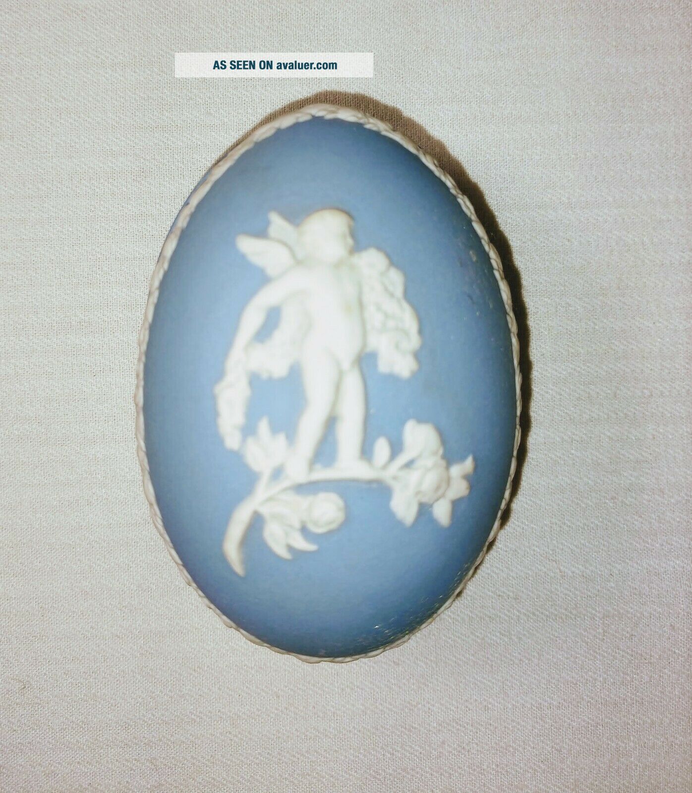 Vintage Wedgwood Jasperware Blue Egg Shaped Trinket Box | #13461195